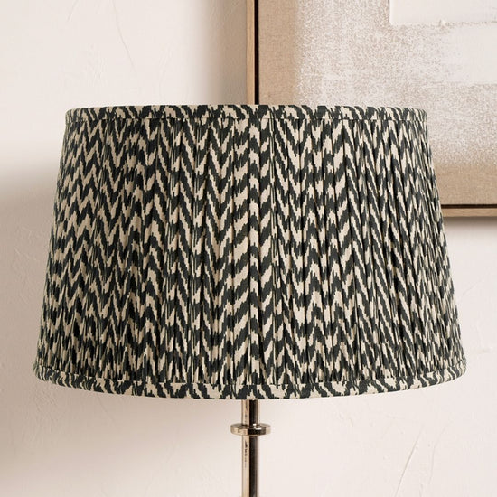 Vienna 35cm Black & White Chevron Shade – Pagazzi